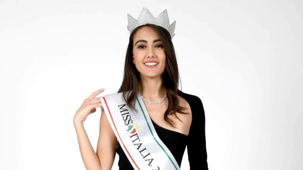 Napolitana de 20 anos é a nova Miss Itália